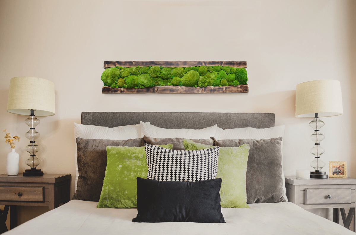 Flamed fir wood table with polemoss – ELGREN