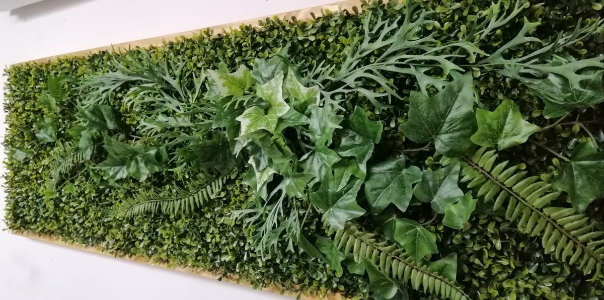 Plant panel with artificial greenery for interiors in boxwood and ...